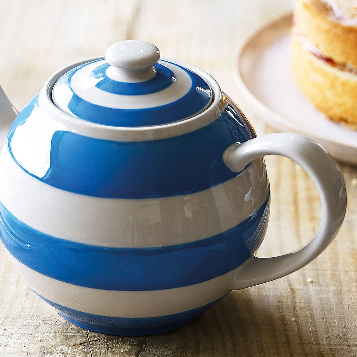 Cornishware Blue Betty Teapot - 140cl | Divertimenti Cookshop